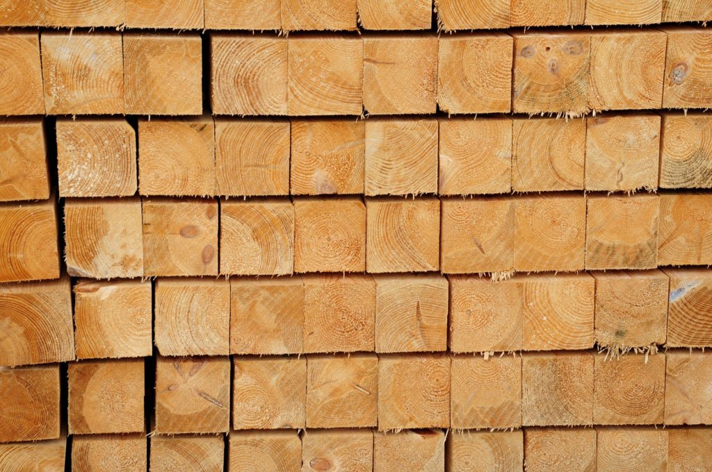 Hout en plaatmateriaal - DAKPANPARADIJS